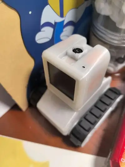 ESP-Sparkbot ESP32-S3 大模型 AI 桌面机器人 二次创作 - 来自 悠然见南山 MakerWorld：免费下载 3D 模型