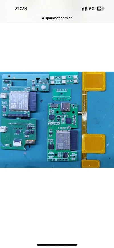 ESP-Sparkbot ESP32-S3 大模型 AI 桌面机器人 二次创作 - 来自 悠然见南山 MakerWorld：免费下载 3D 模型