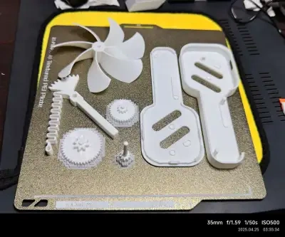 手动风扇V2.0 来自 勇哥3DMakerWorld：免费下载 3D 模型