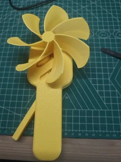 手动风扇V2.0 来自 勇哥3DMakerWorld：免费下载 3D 模型