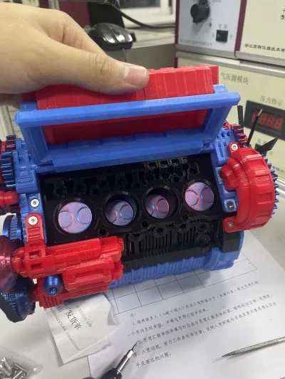 Flaming Fox V8 来自 WH MakerWorld：免费下载 3D 模型