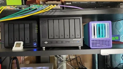 QNASMINI V2 6盘位2.5寸NAS 来自 丫丫赶海MakerWorld：免费下载 3D 模型