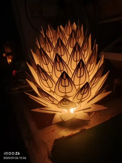 棱镜花瓣——Bambu Lab LED套件版 来自 Modular Mapping MakerWorld：免费下载 3D 模型