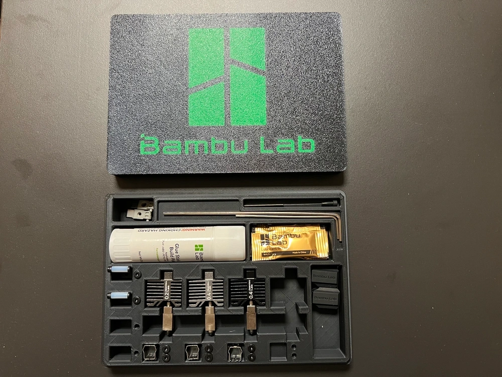 Bambu Lab - Tools and Accessories Box 来自 Jan 3D - MakerWorld