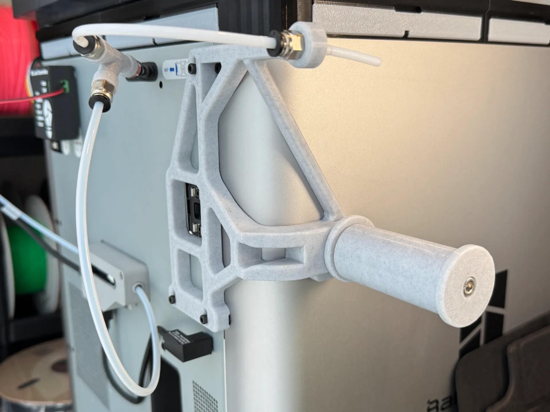 Bambu X1C / P1S侧边线轴支架 来自 plugowski - MakerWorld