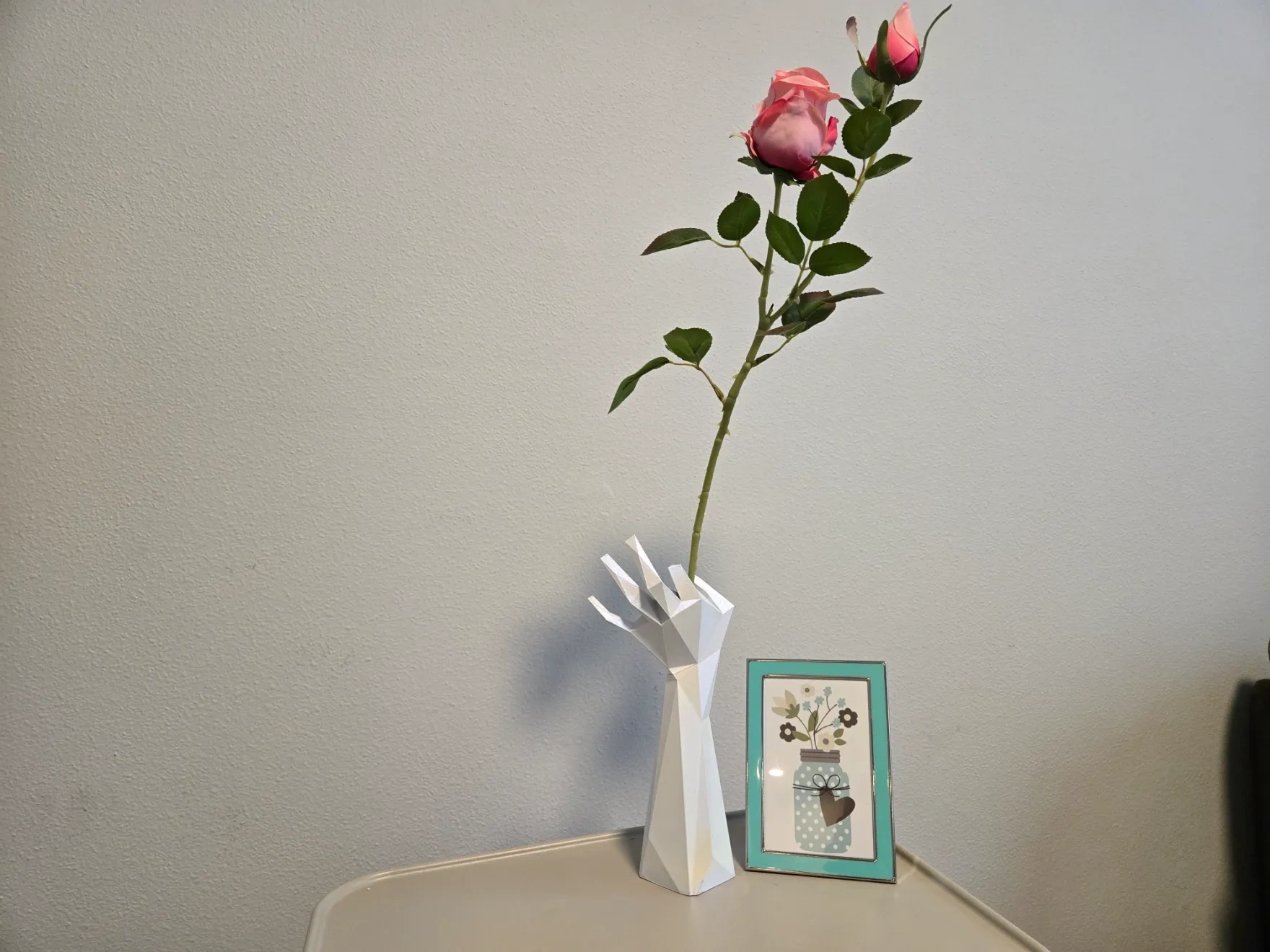 Hand-shape Vase, Low Poly, for 3d print 来自 wontonnn - MakerWorld