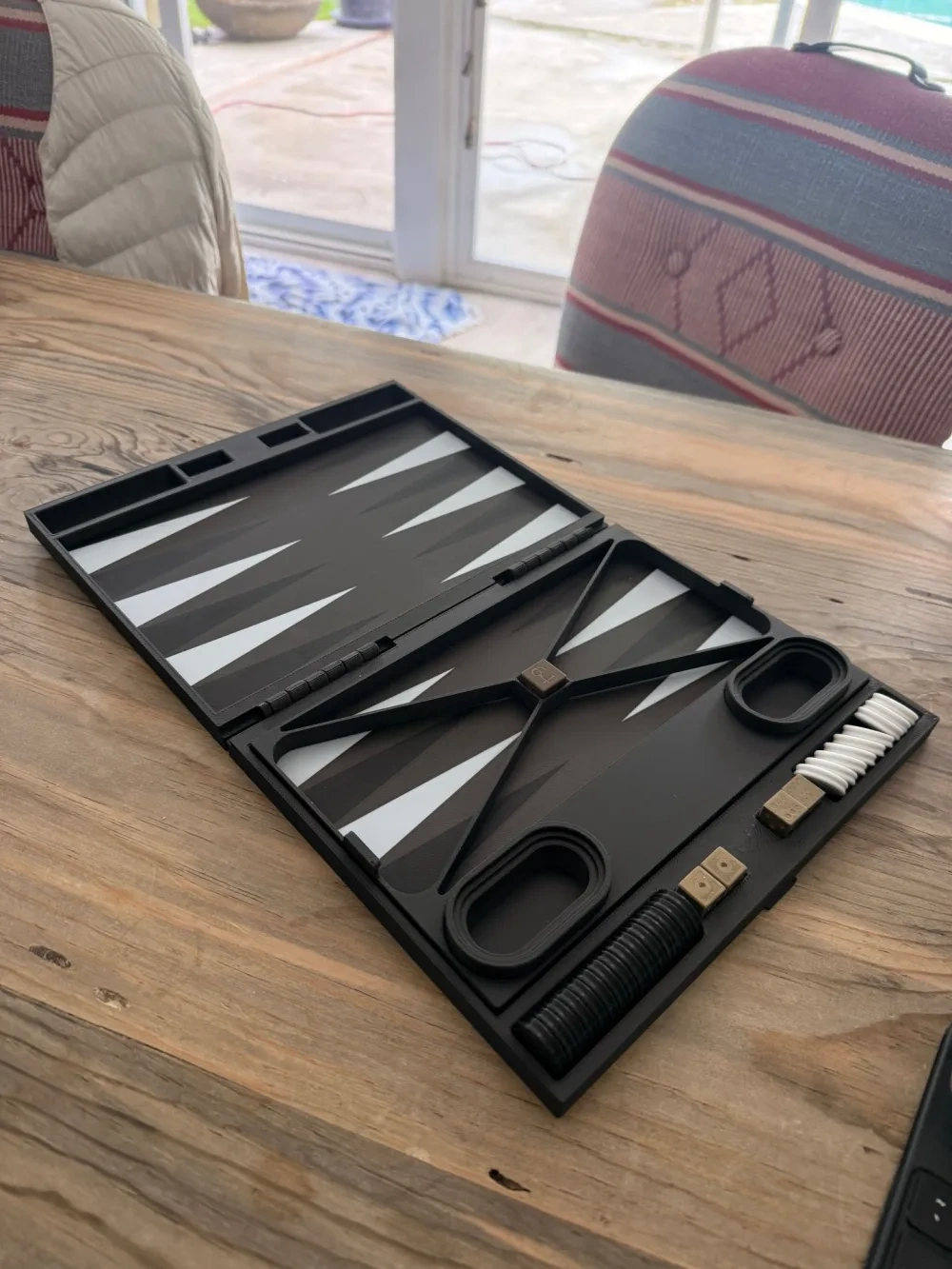 双陆棋盘框架 - 奢华套件 - 免费 3D 打印模型 - MakerWorld