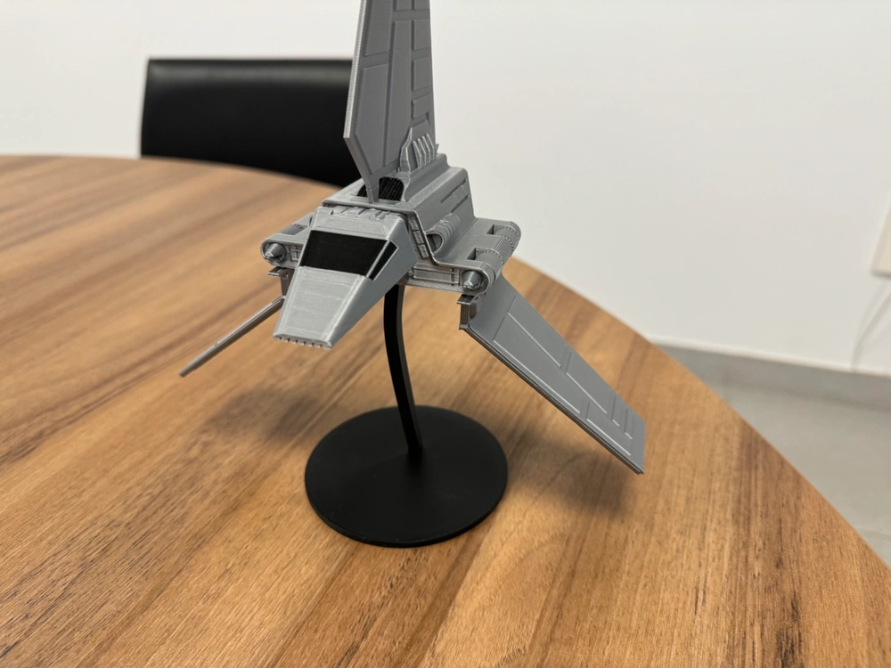 support High Detail Big Imperial Lambda Shuttle 来自 acevalsl - MakerWorld