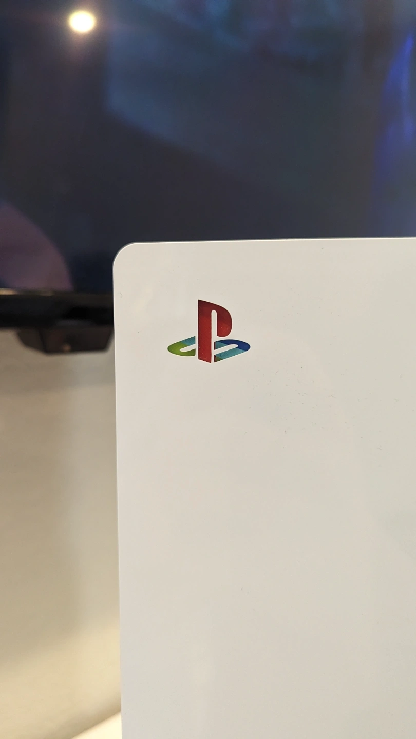PS5 Slim Logo Insert 来自 Eminent3D - MakerWorld