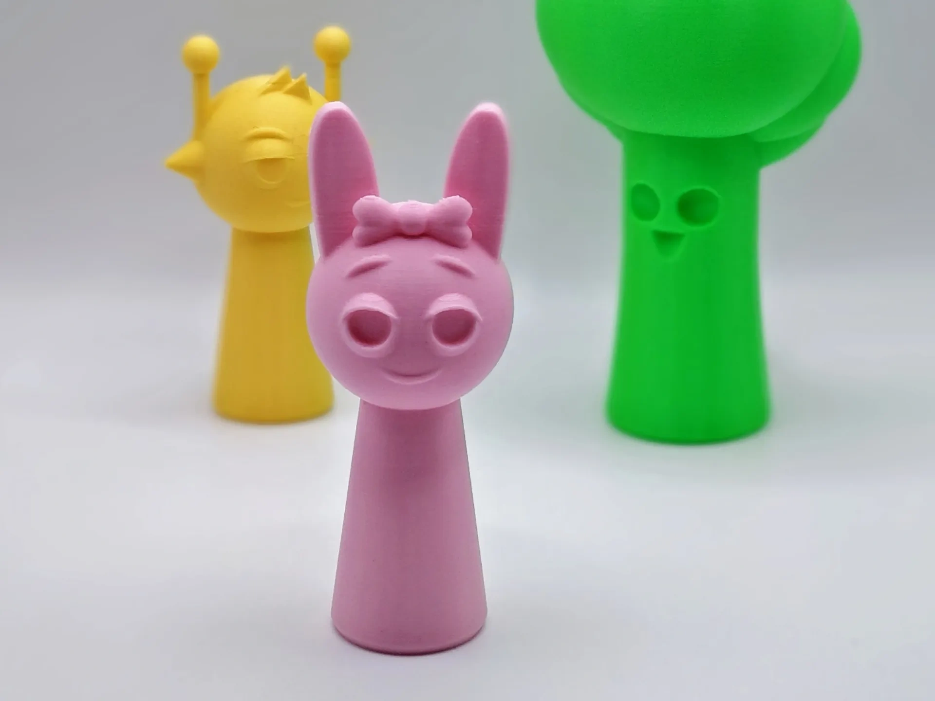 Pinki Sprunki 来自 3D PRINT - MakerWorld