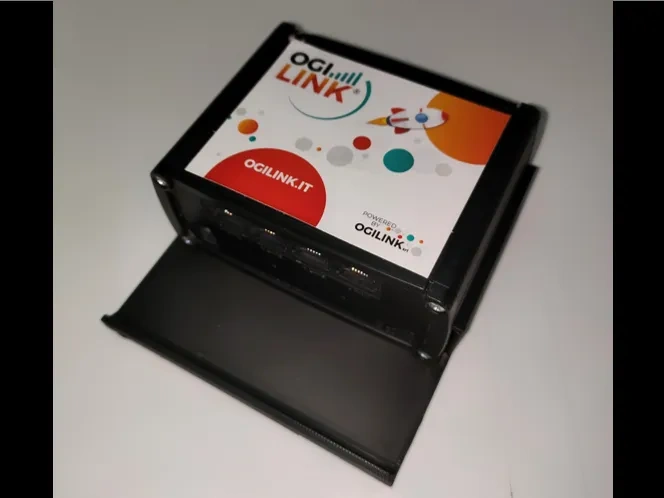 Teltonika RUT950 奥吉林克（Ogilink）Staffa 调制解调器 来自 Claudiocristal - MakerWorld