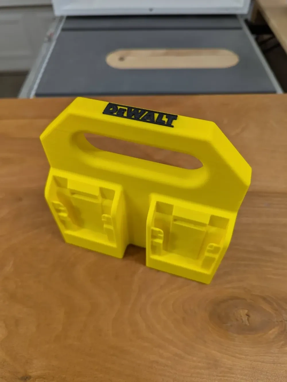 得伟电池架 - 免费 3D 打印模型 - MakerWorld