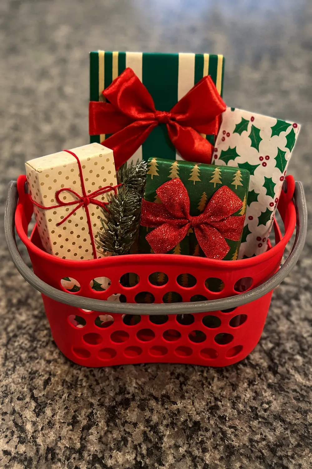 目标购物圣诞篮和铅笔筒 - 免费 3D 打印模型 - MakerWorld