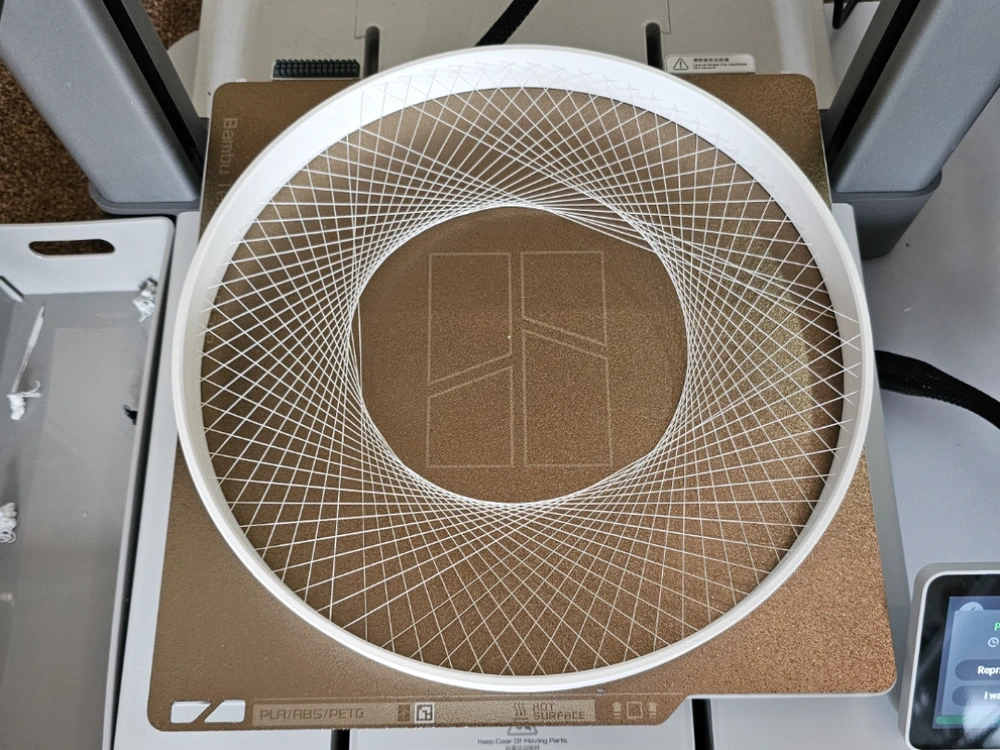 XXL 256mm Suspended Filament Vortex (Wall Mounted) 来自 RJ Design ...