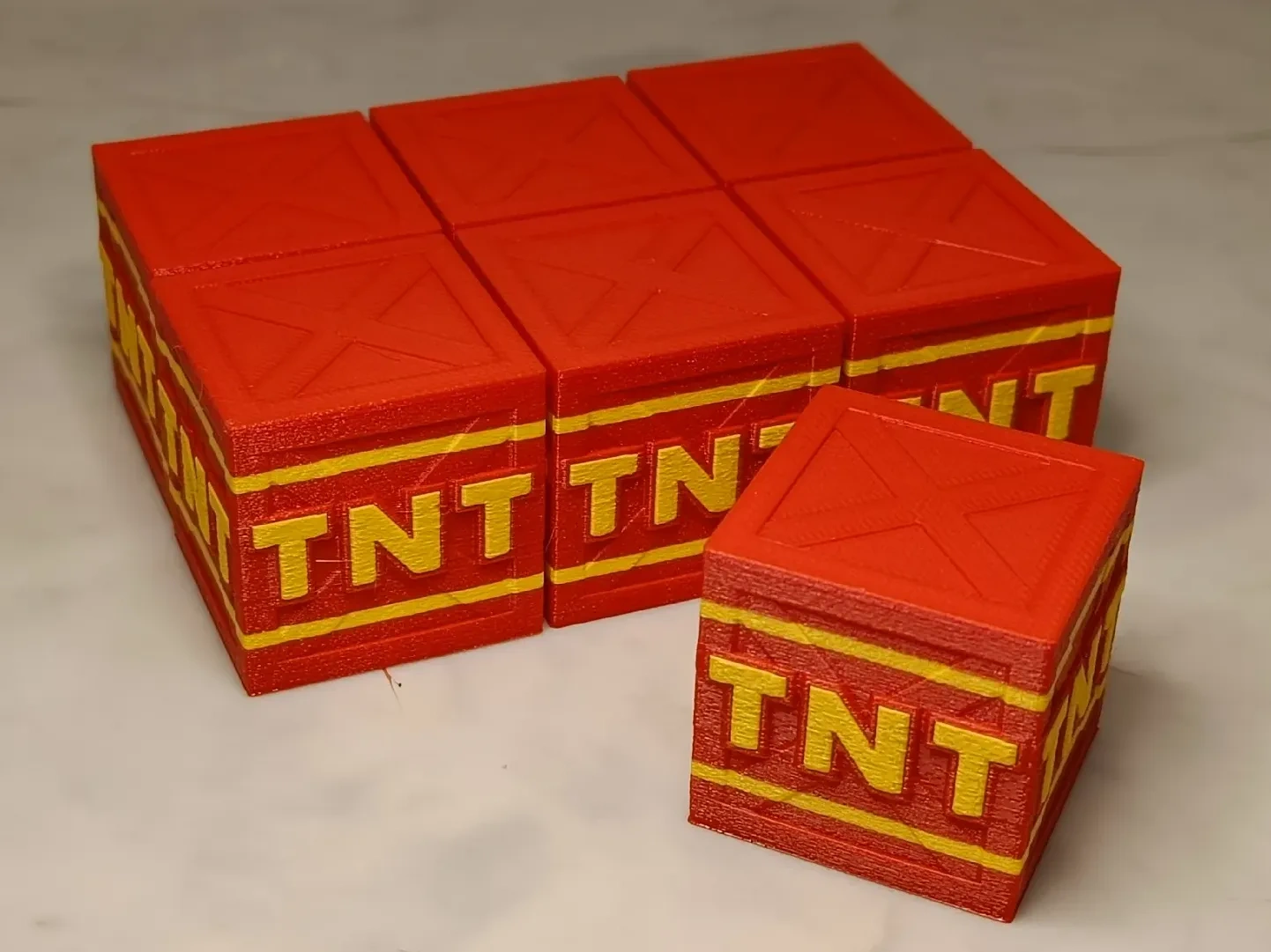 Crash bandicoot inspired multicolor TNT crate 来自 Namiiria - MakerWorld