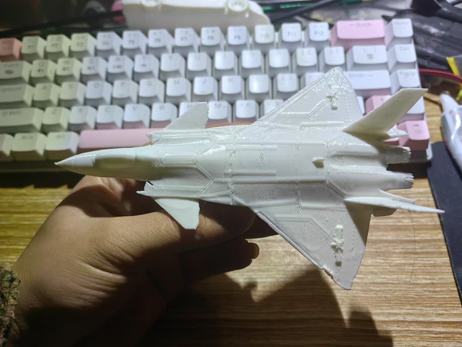 国之重器歼20，j20深度雕刻外观，超精细节轮廓线条版 来自 机甲小子 - MakerWorld