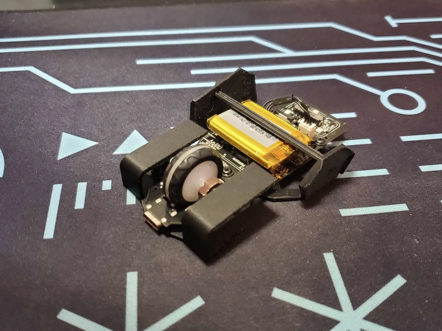 JMouse——Xtryfy MZ1无线鼠标的改套外壳 来自 Eyecee - MakerWorld