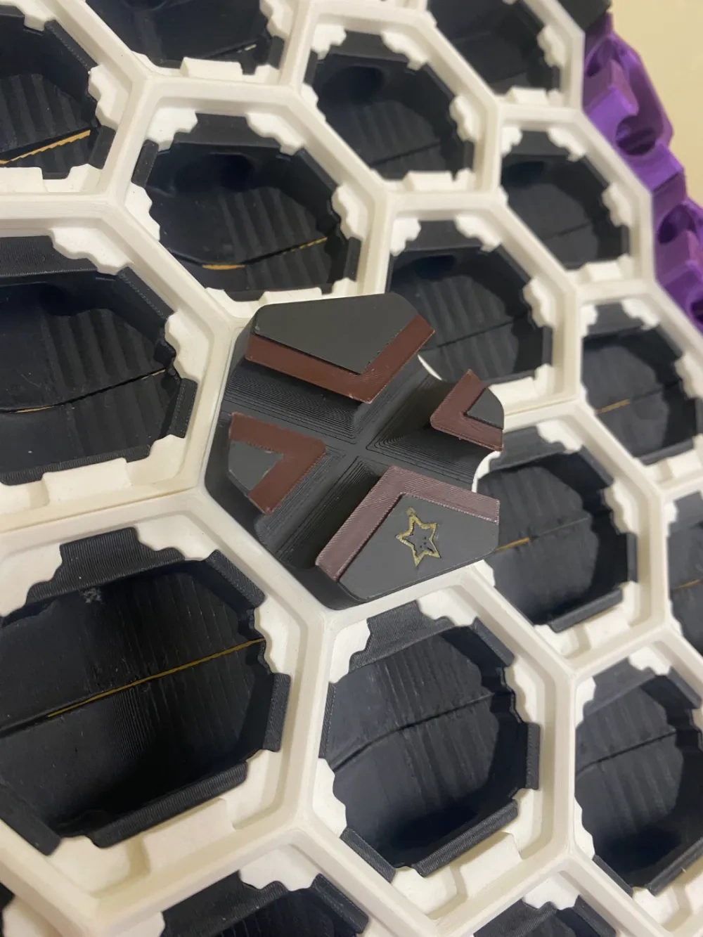 Hextraction Thief Tile - 免费 3D 打印模型 - MakerWorld