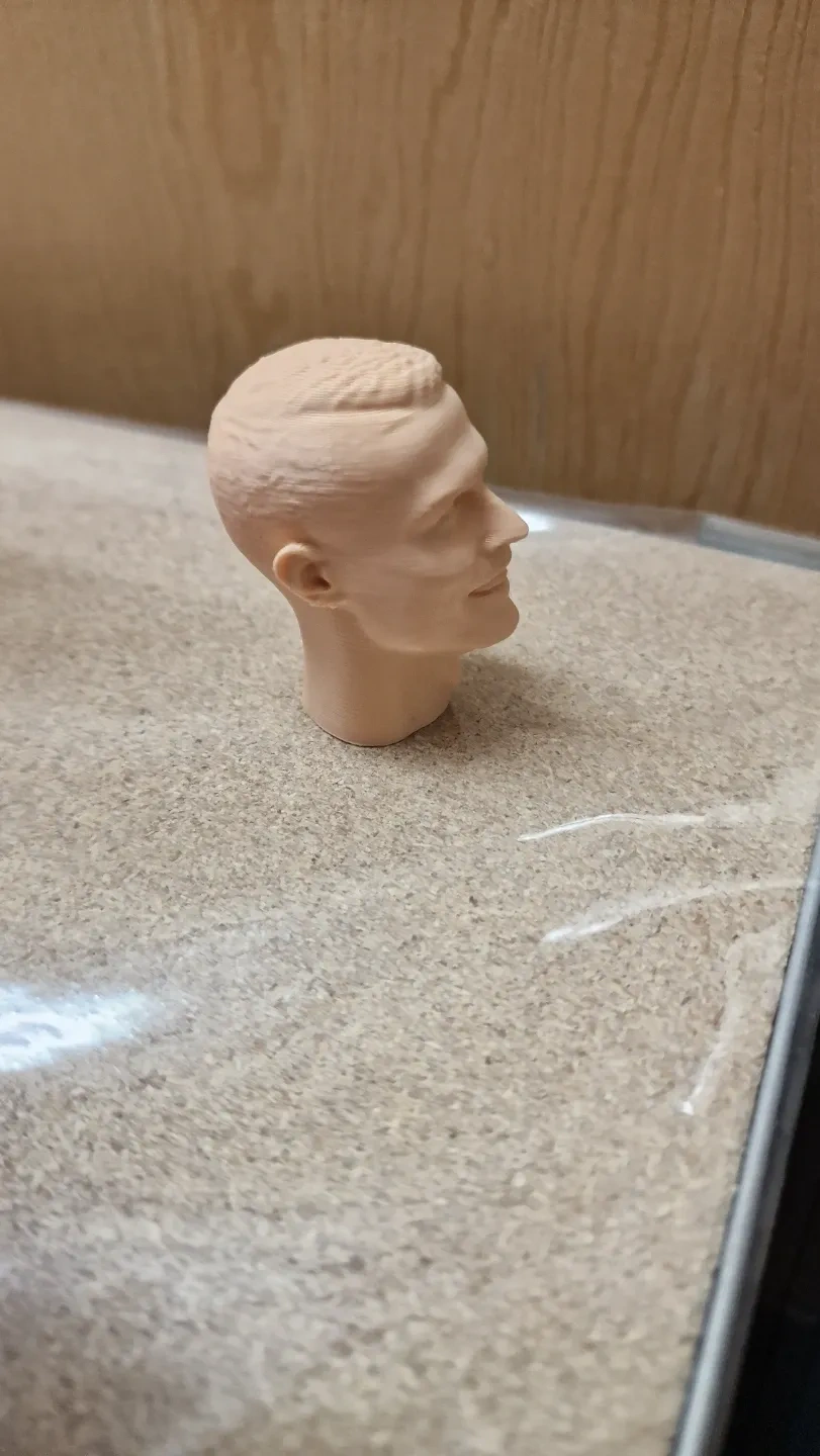 Cristiano Ronaldo - 免费 3D 打印模型 - MakerWorld