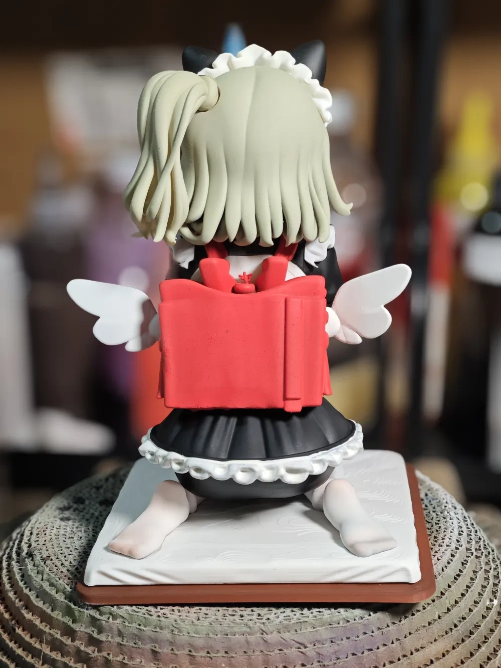 《绝区零》千夏 坐姿 可爱 女仆装 手办 高18cm 已分件 易上色 多色打印 AMS - 免费 3D 打印模型 - MakerWorld