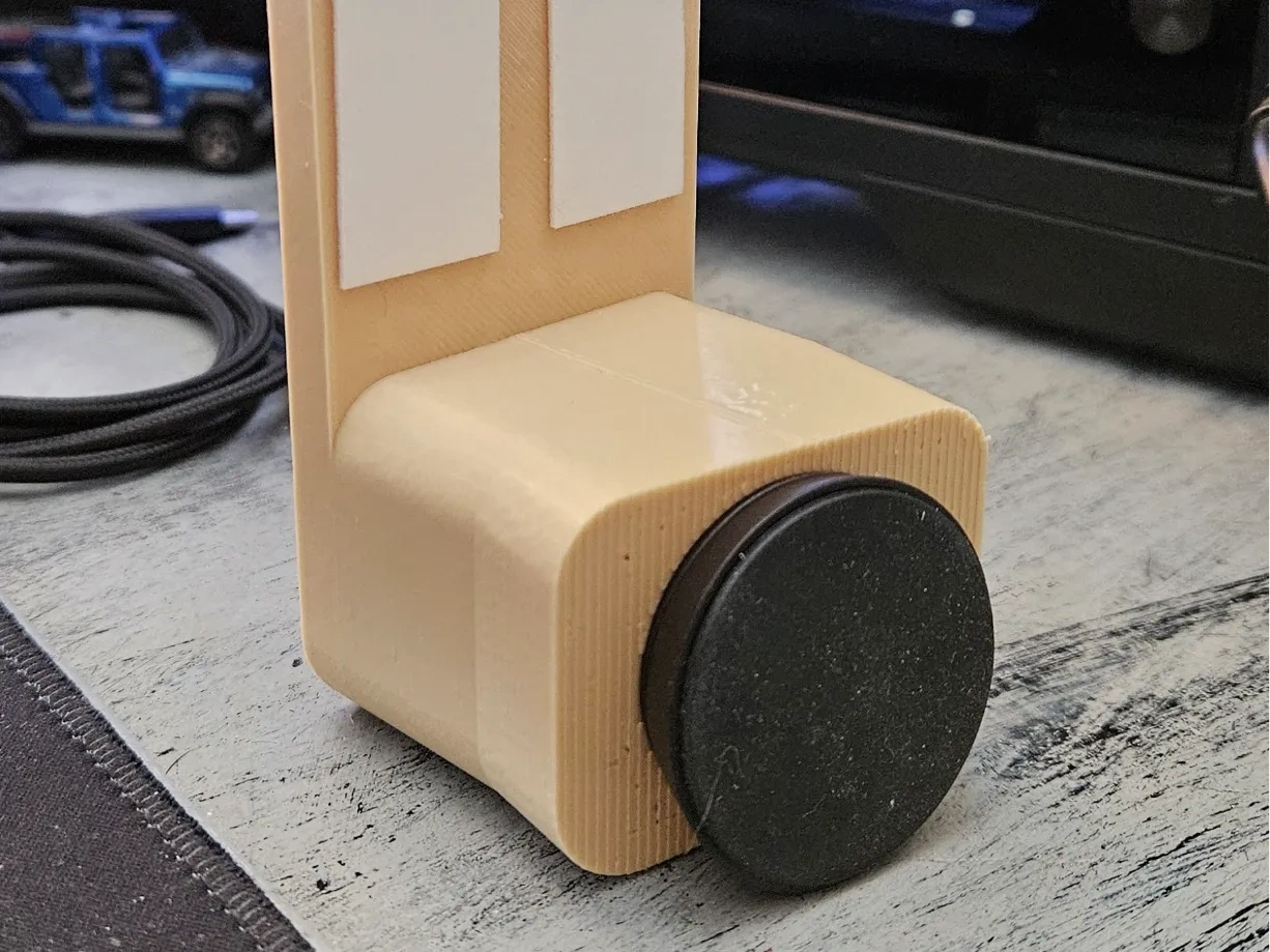 Spotify Car Thing Curved Monitor Mount 二次创作 - 来自 isaachgrave - MakerWorld