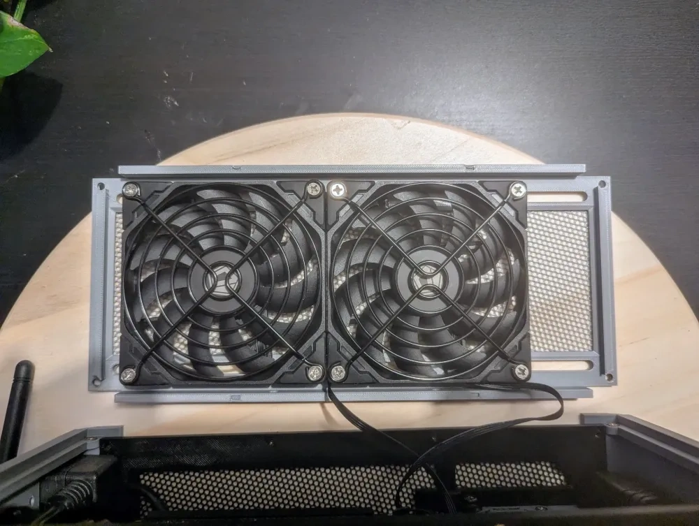 迷你ITX机箱 来自 stiggie91 - MakerWorld