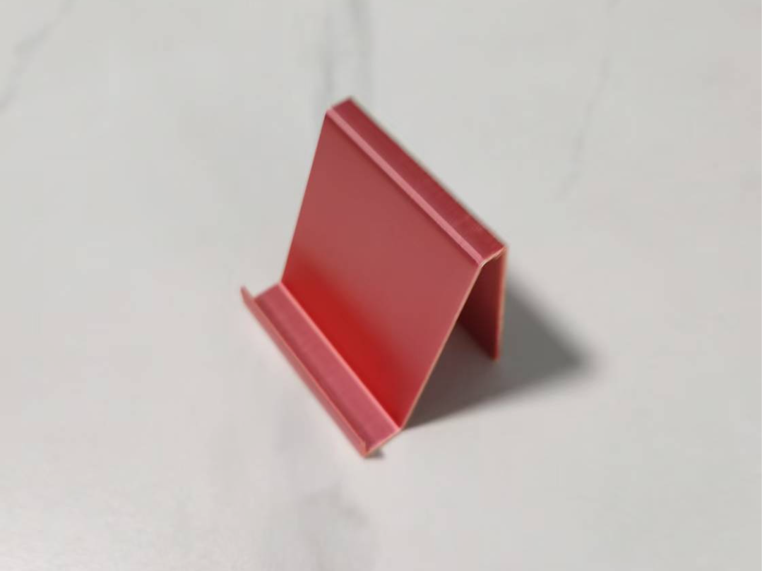 手机支架 来自 Patrick MakerWorld：免费下载 3D 模型