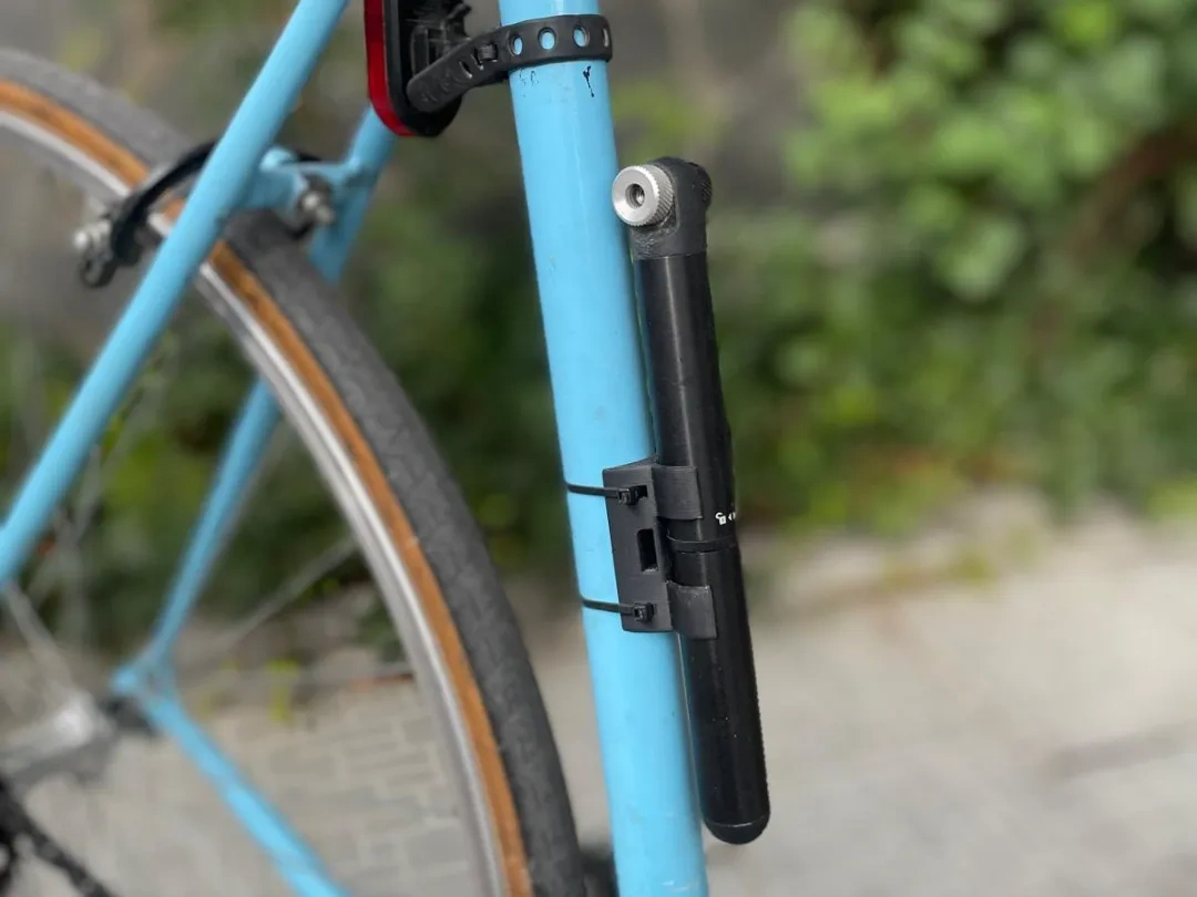 Bike Hand Pump Holder 来自 Charlie - MakerWorld