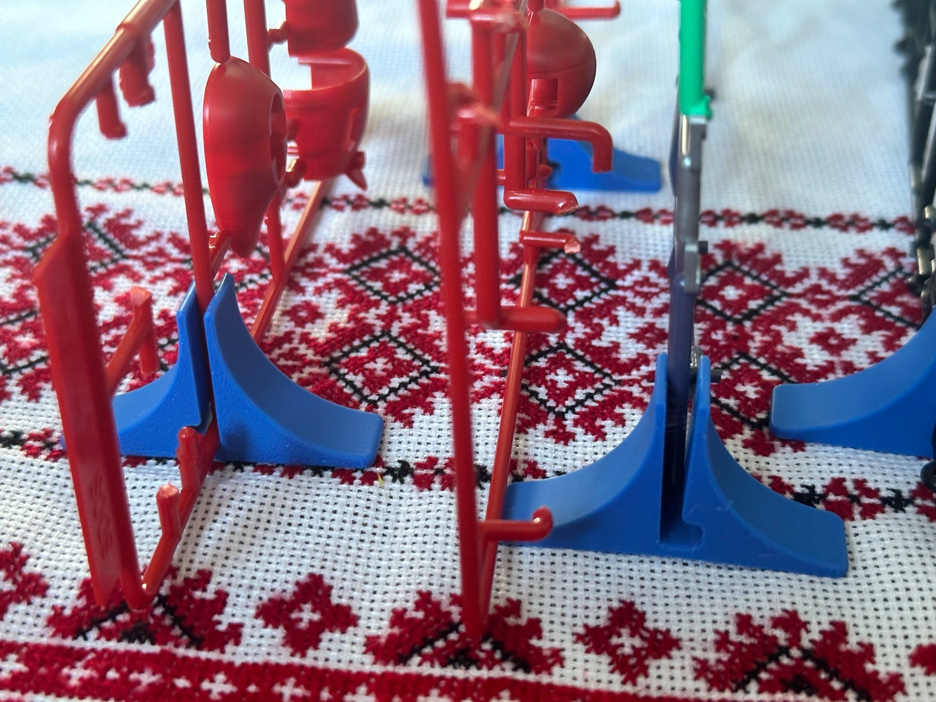 Gunpla runner stand 来自 Sander - MakerWorld