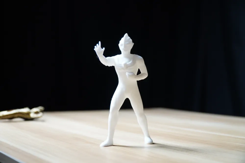 迪迦奥特曼 最后一集 石化雕像 16cm 清晰刻线版 来自 我是JODGE MakerWorld：免费下载 3D 模型