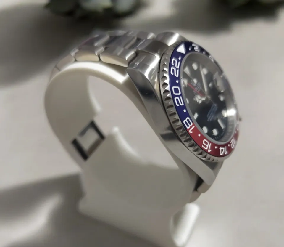 Watch Stand 来自 OfficineCasperLAB - MakerWorld