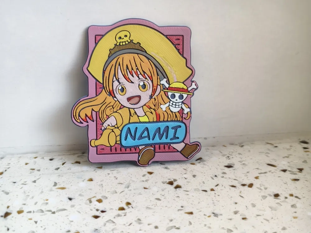 【4色打全彩】Q版海贼王 冰箱贴——娜美 - 免费 3D 打印模型 - MakerWorld
