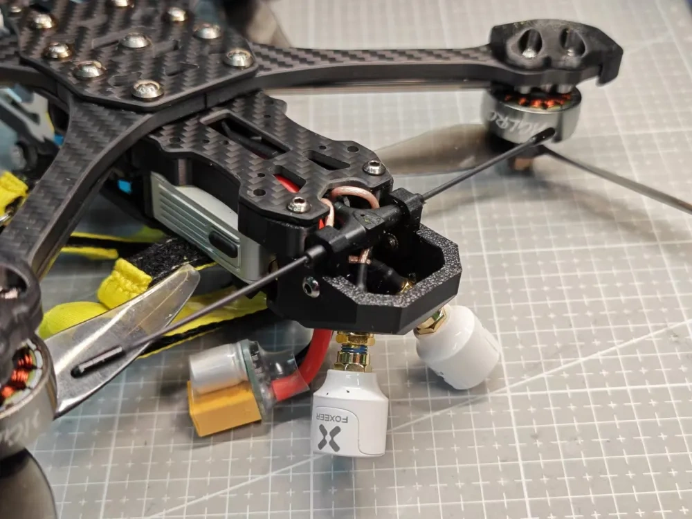 Mark5天线打印件 来自 Blackwing MakerWorld：免费下载 3D 模型