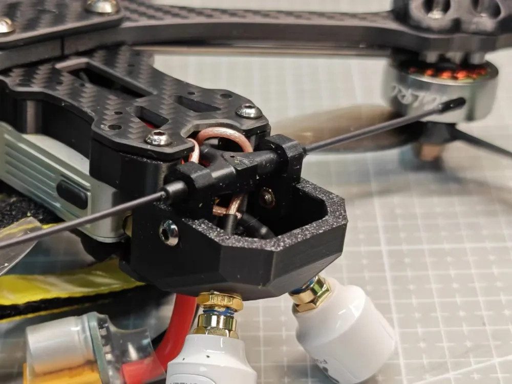 Mark5天线打印件 来自 Blackwing MakerWorld：免费下载 3D 模型