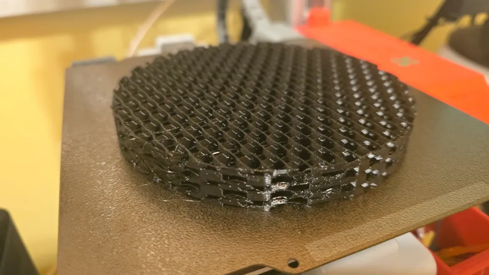 TPU 解压软胶玩具 蜂窝垫 95A 85 来自 smigi MakerWorld：免费下载 3D 模型