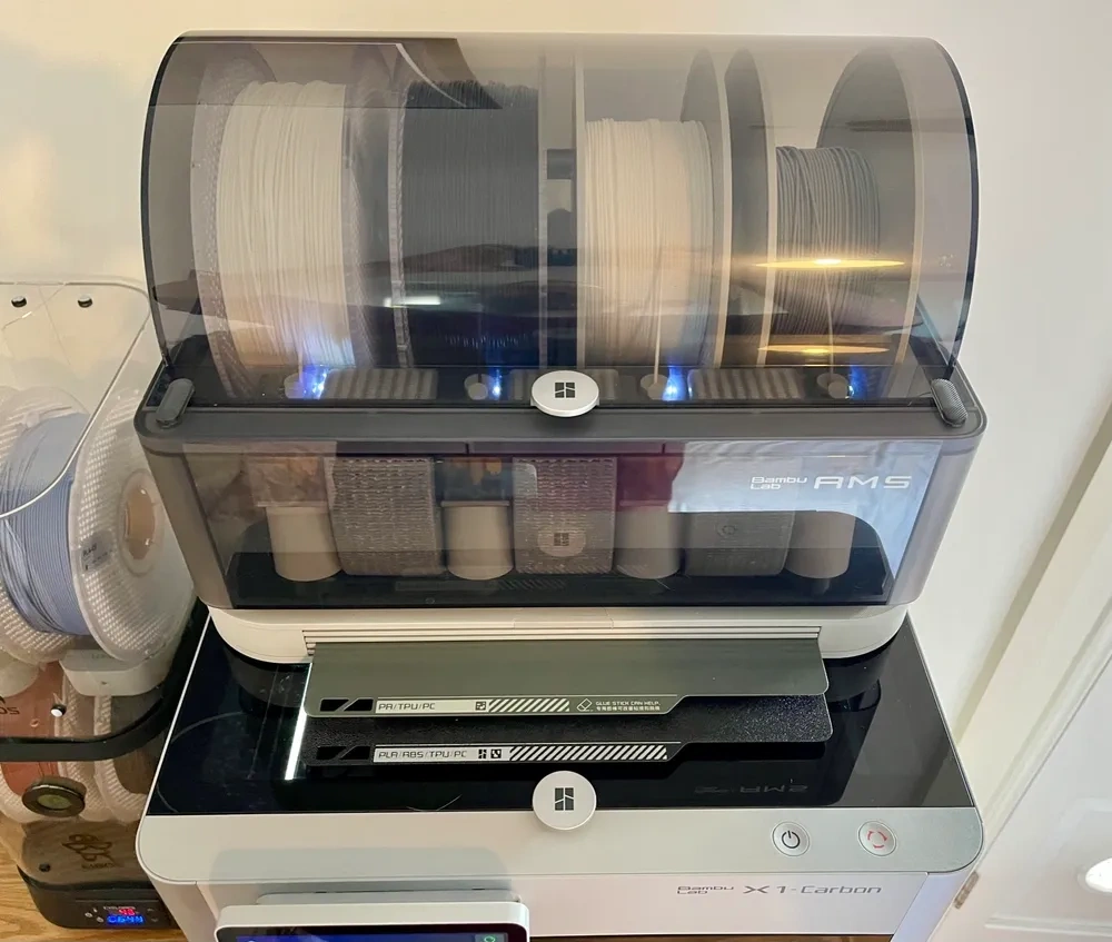 Bambu Lab Build Plate Storage - Modular Design - 免费 3D 打印模型 - MakerWorld