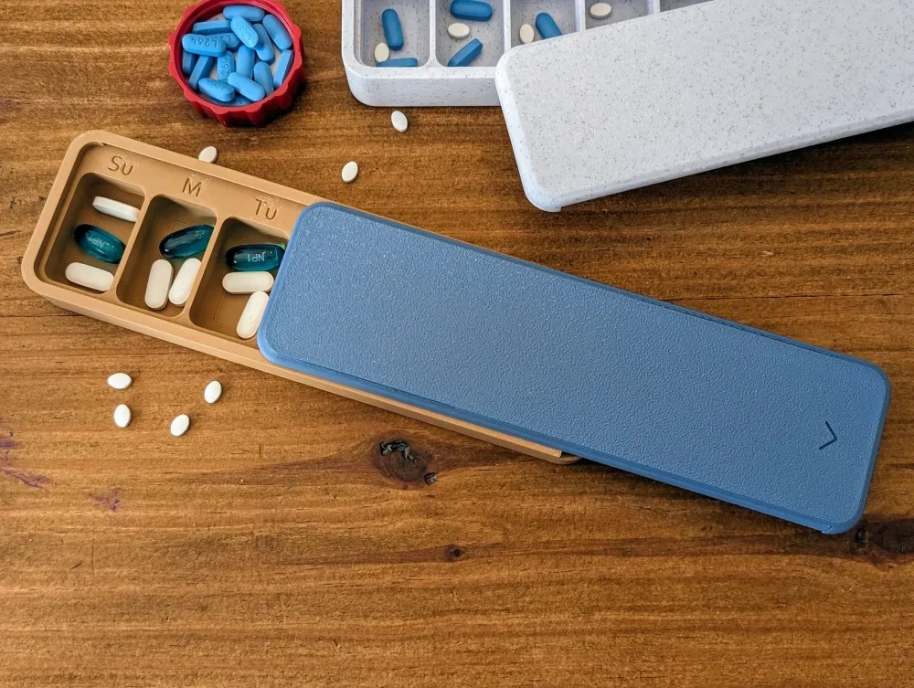 带滑盖的每周药盒 - 多种款式 来自 designs.by.Marcum - MakerWorld