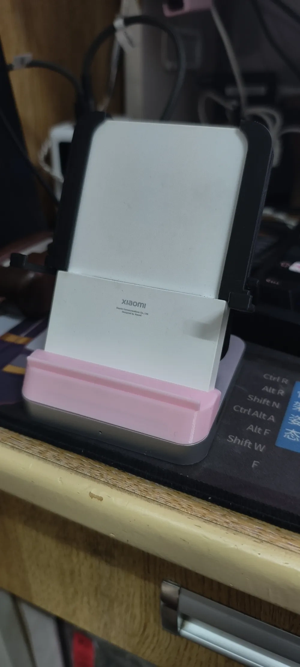 小米30w无线充电器增高垫 来自 椰子YEZZ MakerWorld：免费下载 3D 模型