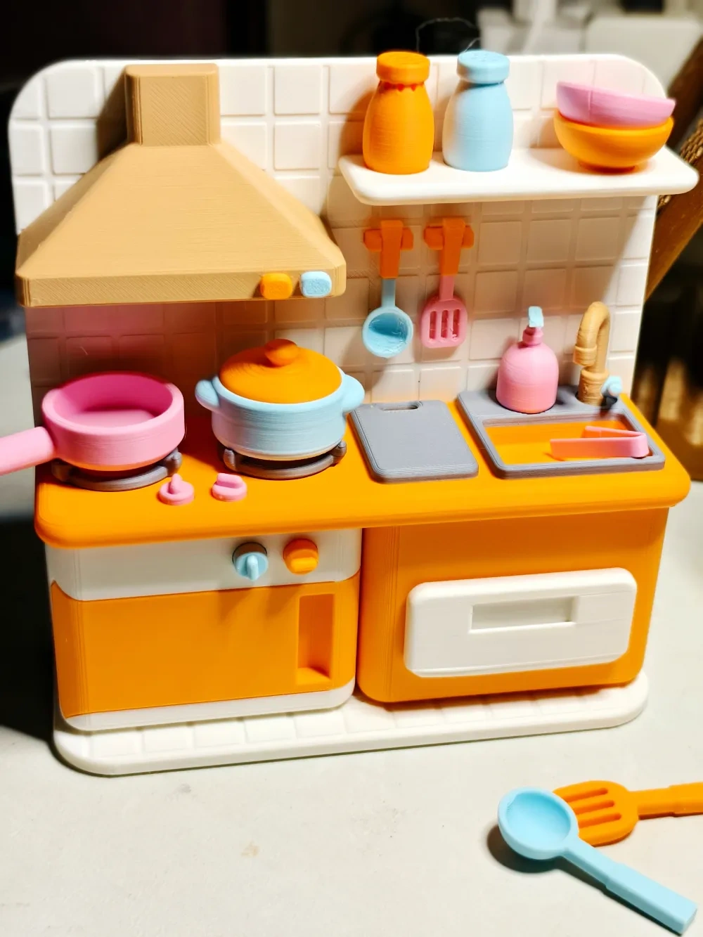 迷你小厨房冰箱贴 - 免费 3D 打印模型 - MakerWorld