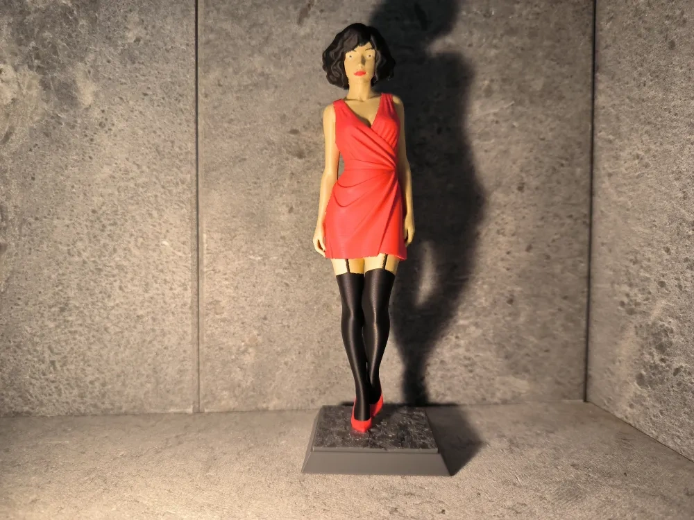 红衣女郎 - 穿着连衣裙的性感女士，带AMS和不带AMS - 免费 3D 打印模型 - MakerWorld