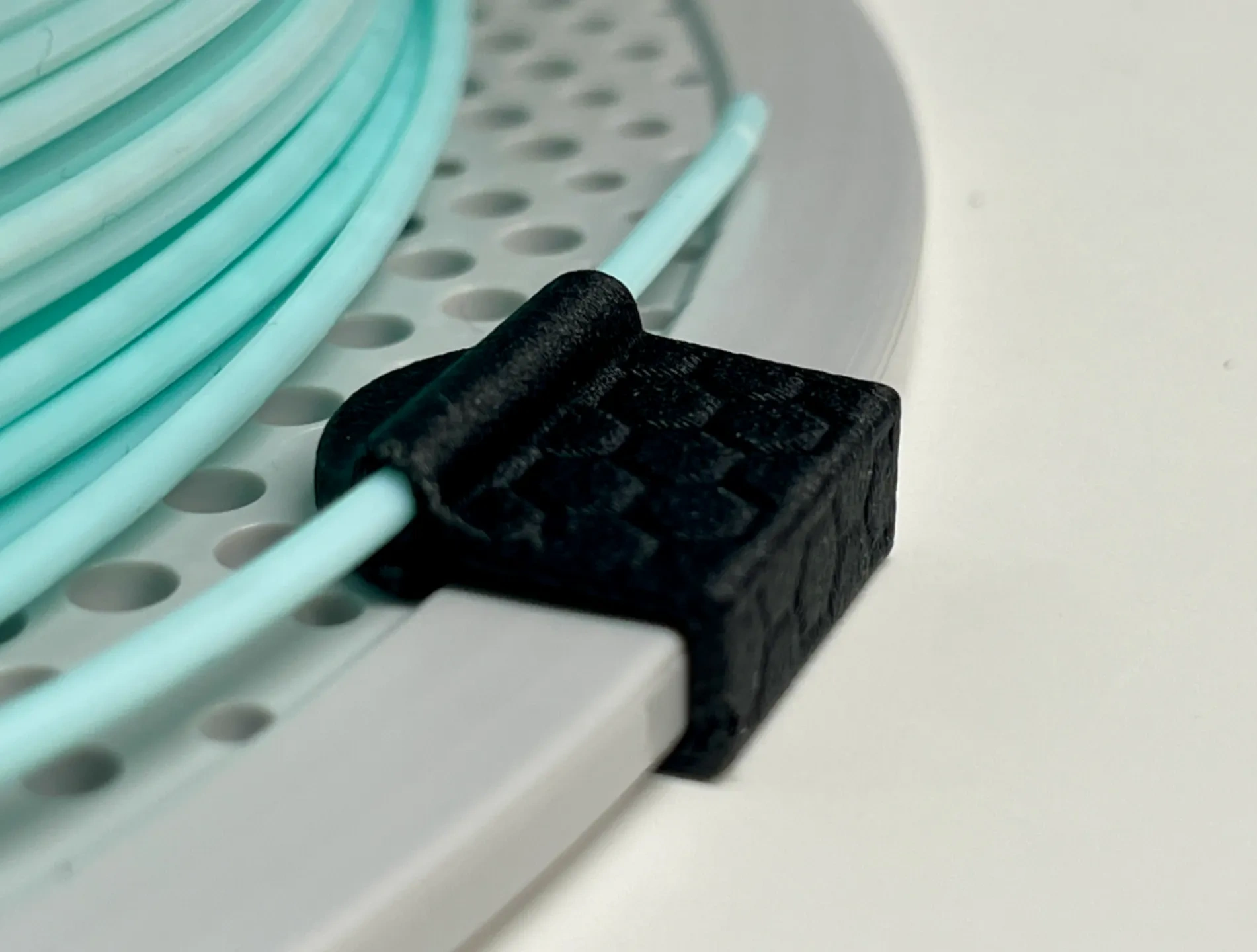 Filament Clip Hexagon V5 来自 Tim - MakerWorld