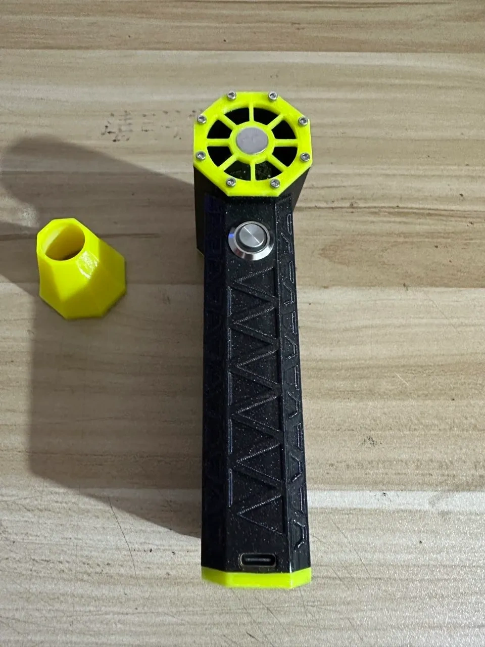 21700暴力风扇 来自 Project-FDM MakerWorld：免费下载 3D 模型