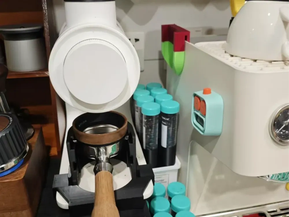 百盛图E6air接粉支架 Barsetto E6air Portafilter Adaptor 来自 cyoopsMakerWorld：免费下载 3D 模型