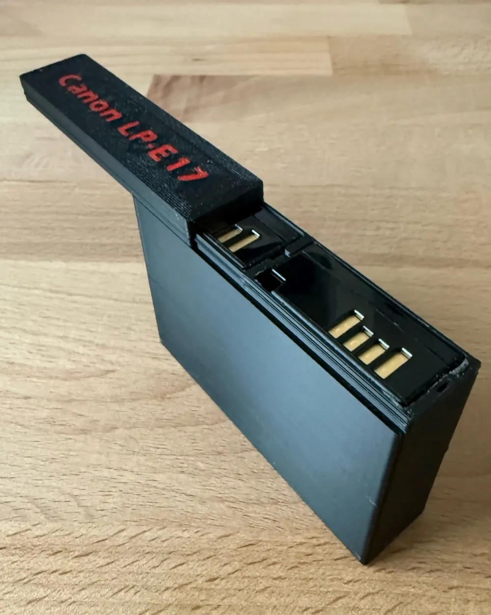 佳能 LP E17 电池盒 - 免费 3D 打印模型 - MakerWorld