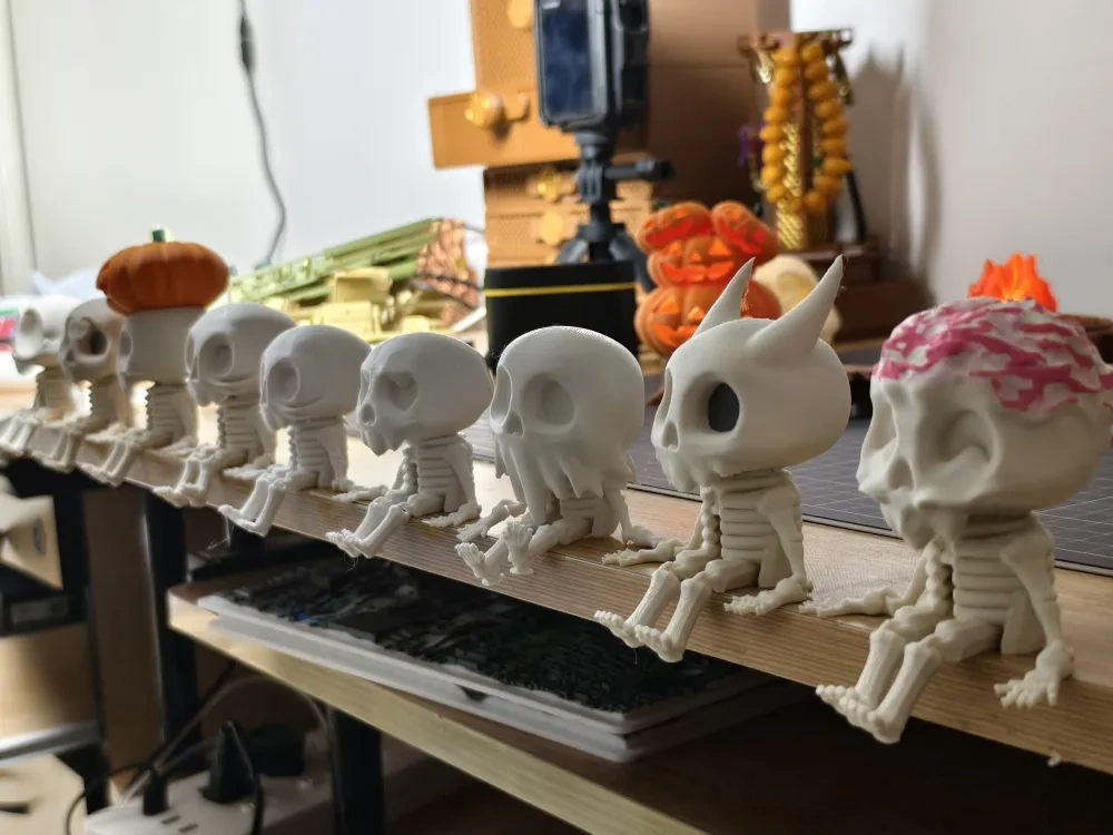 Halloween sitting skeleton scene - 免费 3D 打印模型 - MakerWorld