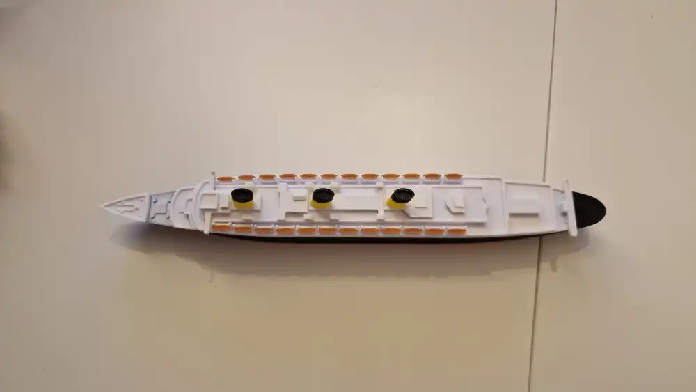 RMS Queen Mary - 免费 3D 打印模型 - MakerWorld