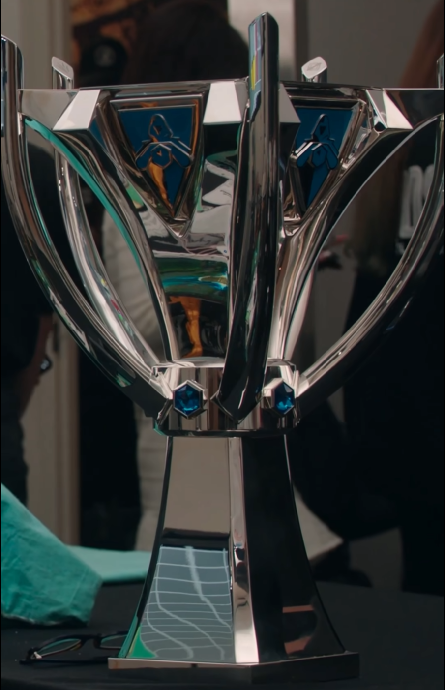 英雄联盟S14召唤师杯，LPL加油！BLG加油！ 来自 皮卡丘蘸酱 - MakerWorld