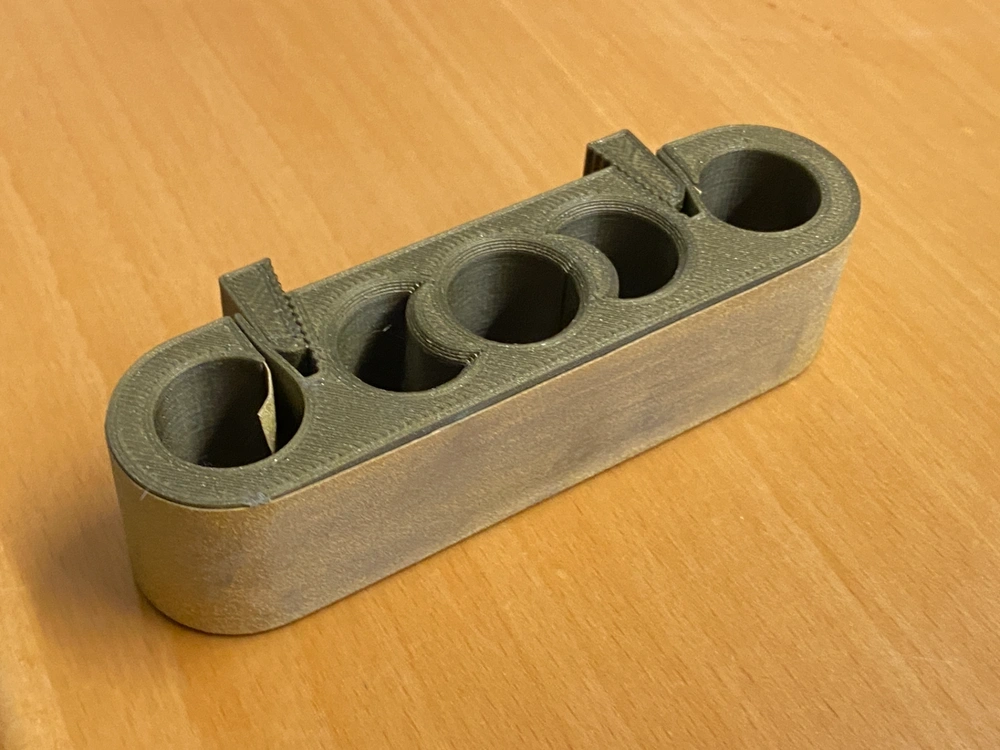 Small Sanding Block with ultra strong Fixation 来自 GmD - MakerWorld