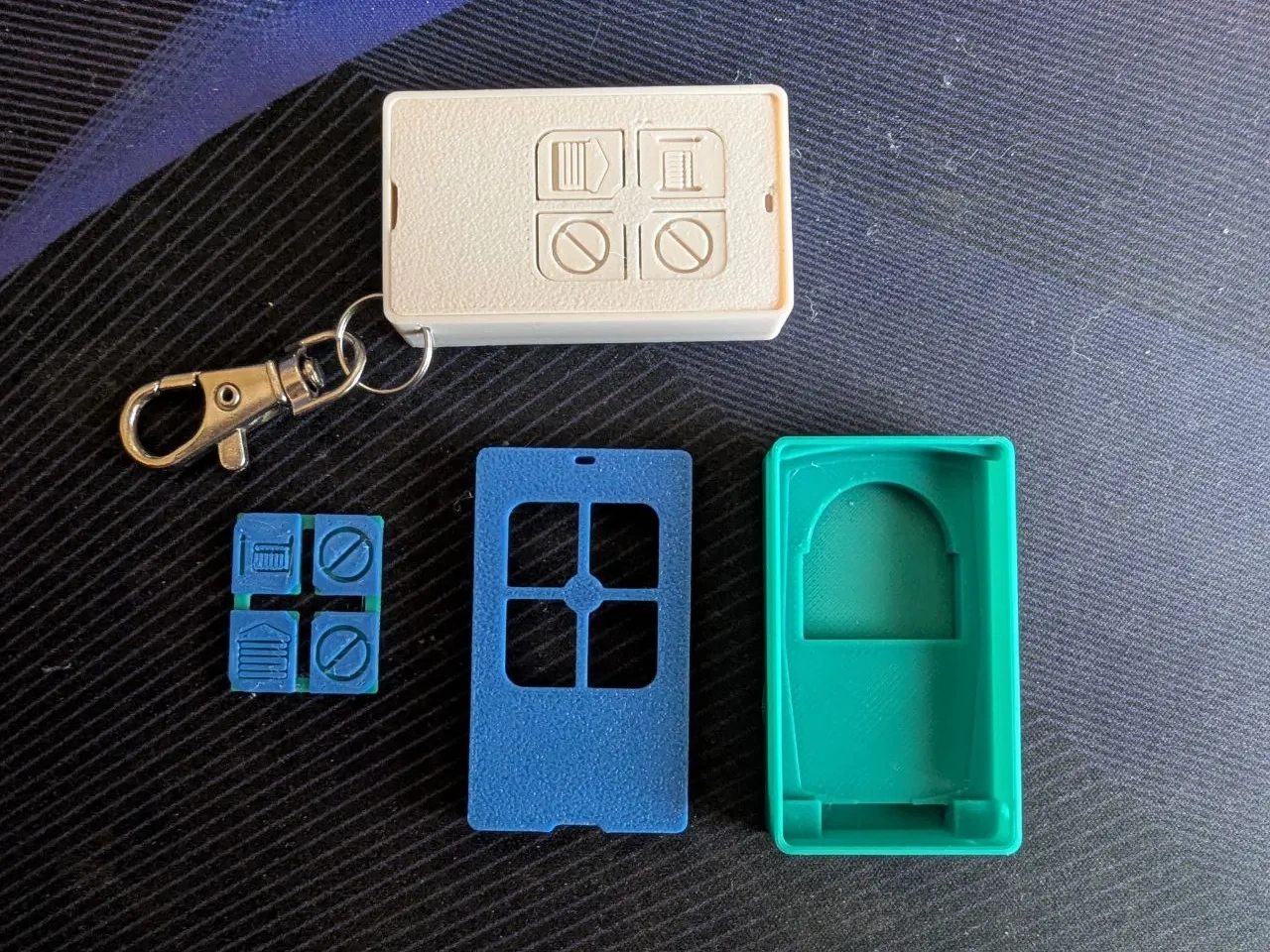 Elcart Multi4 门开启器外壳更换 来自 Van_Helsing46 - MakerWorld