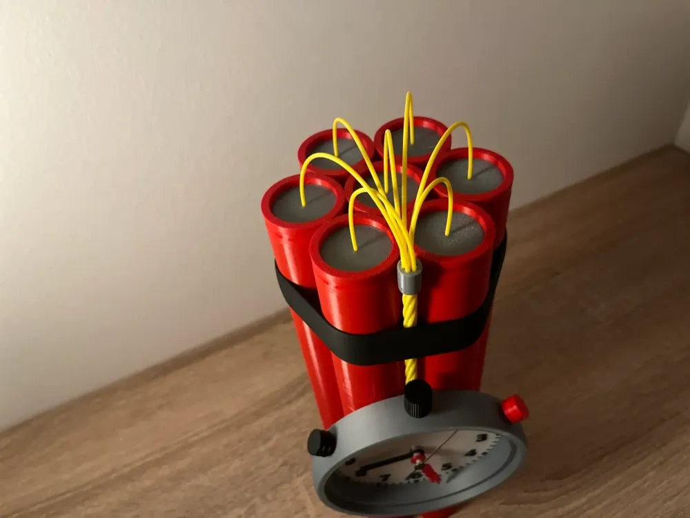 Dynamite Clock Kit-011 垂直版本 来自 Rober7Crow MakerWorld：免费下载 3D 模型